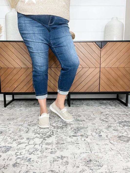New Arrivals | Lola Monroe Boutique | Judy Blue Jeans - Dear Scarlett